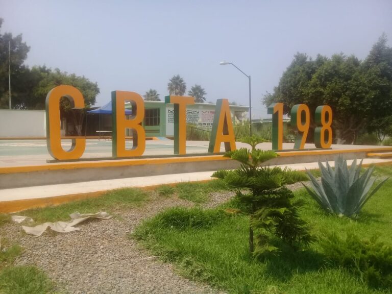 Anuncia CBTA 198 de Maneadero su regreso a las clases virtuales ...